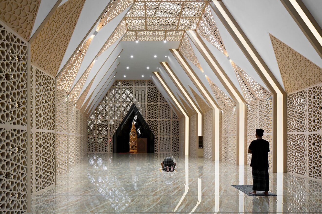 At-Taufik Mosque: Blending Tradition with Modernity - Archibis