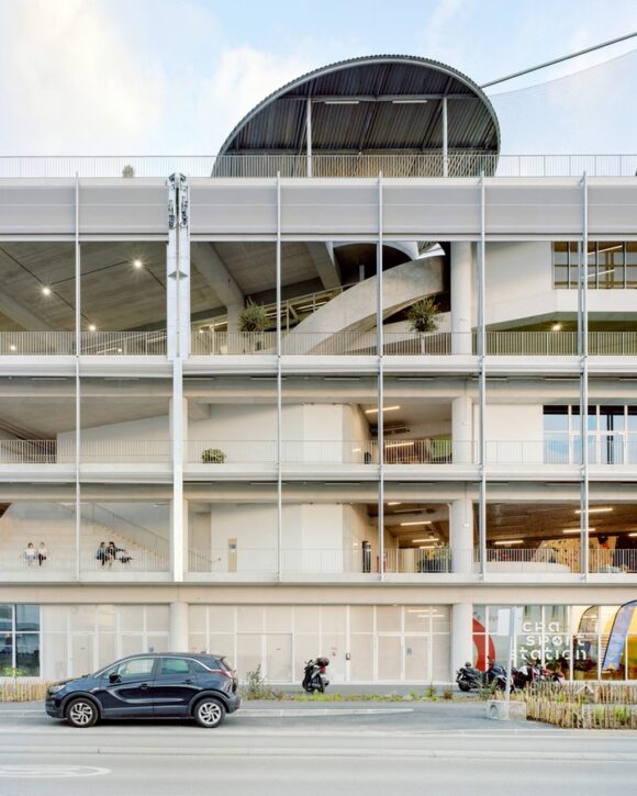 Bordeaux Brazza UCPA Sport Station: A Sustainable Sporting Haven - Archibis