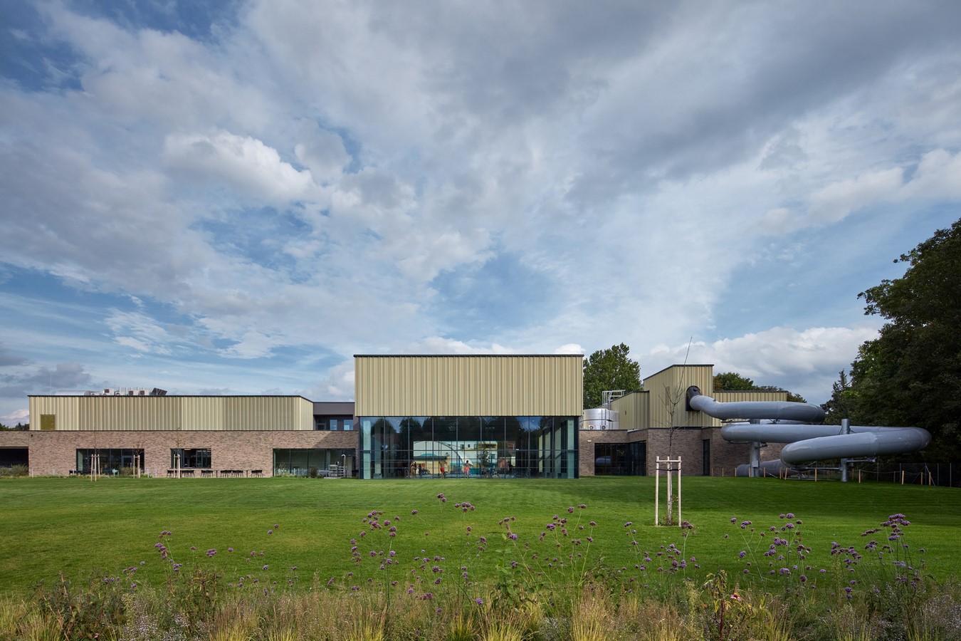 Transforming Aquapark A Fusion of Tradition and Modernity - Archibis