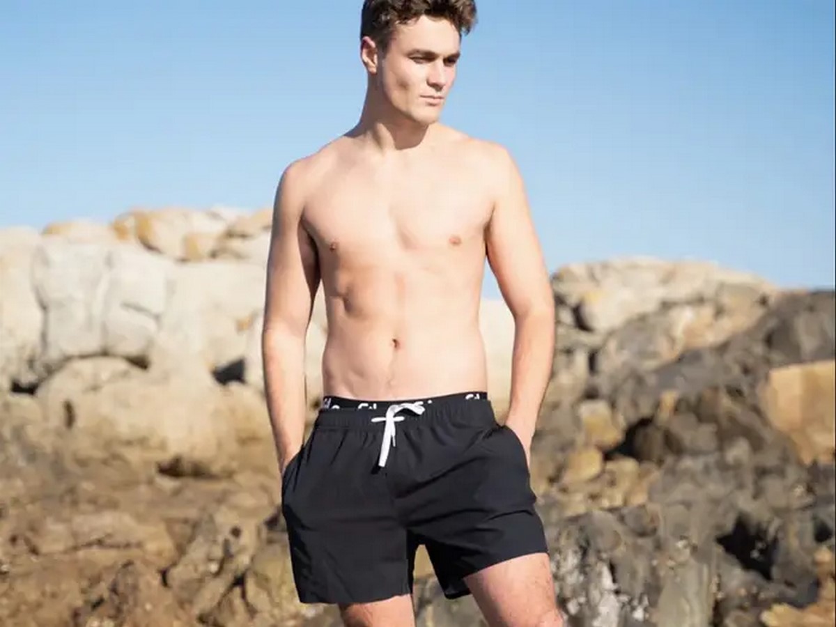 Transforming Plastic Waste into Fashion: The GiLo Lifestyle Initiative ...